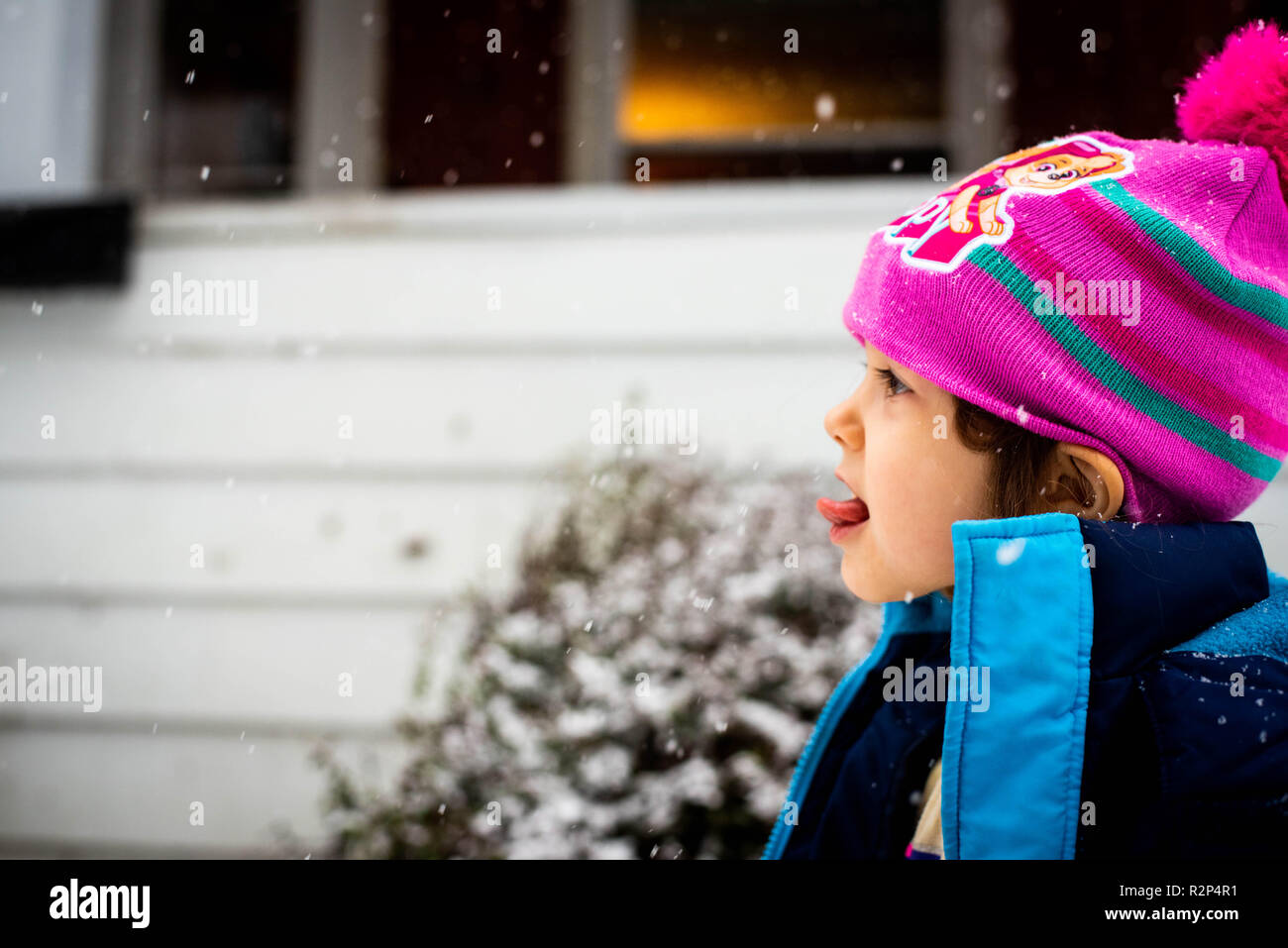 Snowflakes on tongue hi-res stock photography and images - Alamy