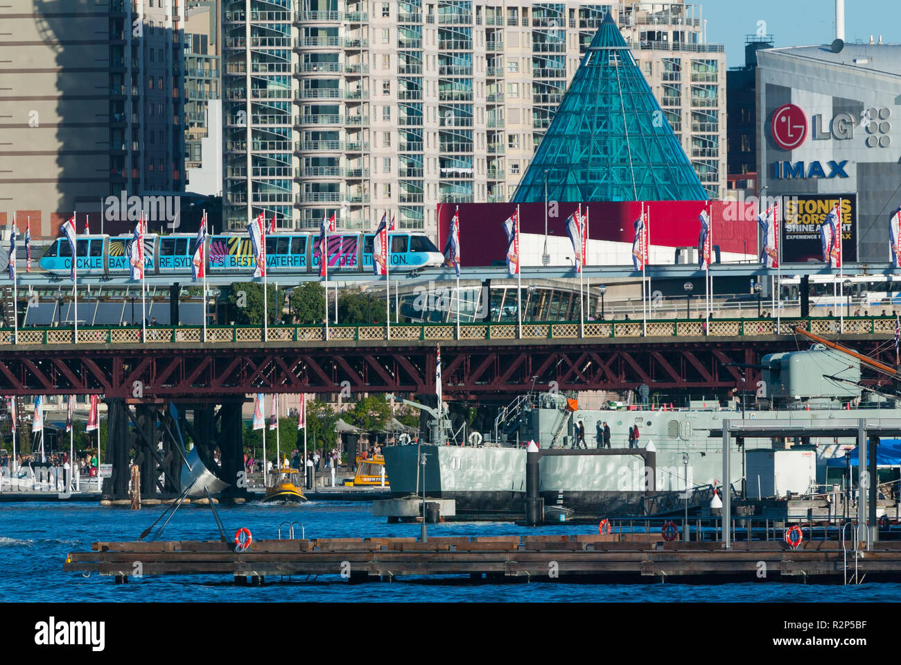 A monorail on Pyrmont Bridge at Darling Harbour in Sydney, Australia ...