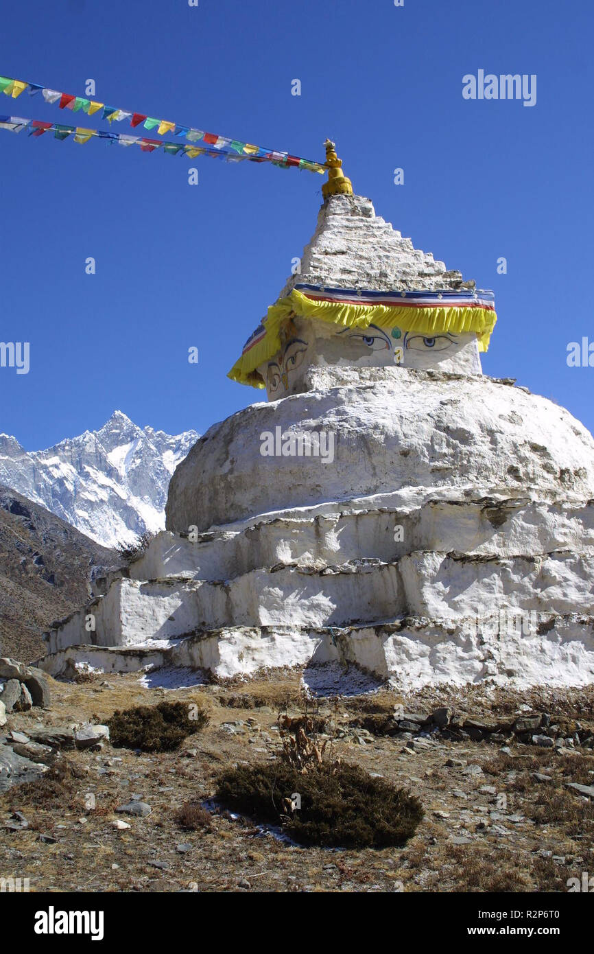 small temple in nepal Stock Photo - Alamy