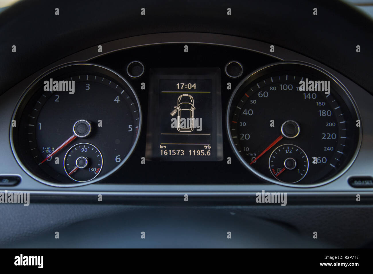 Passat b7 hi-res stock photography and images - Alamy