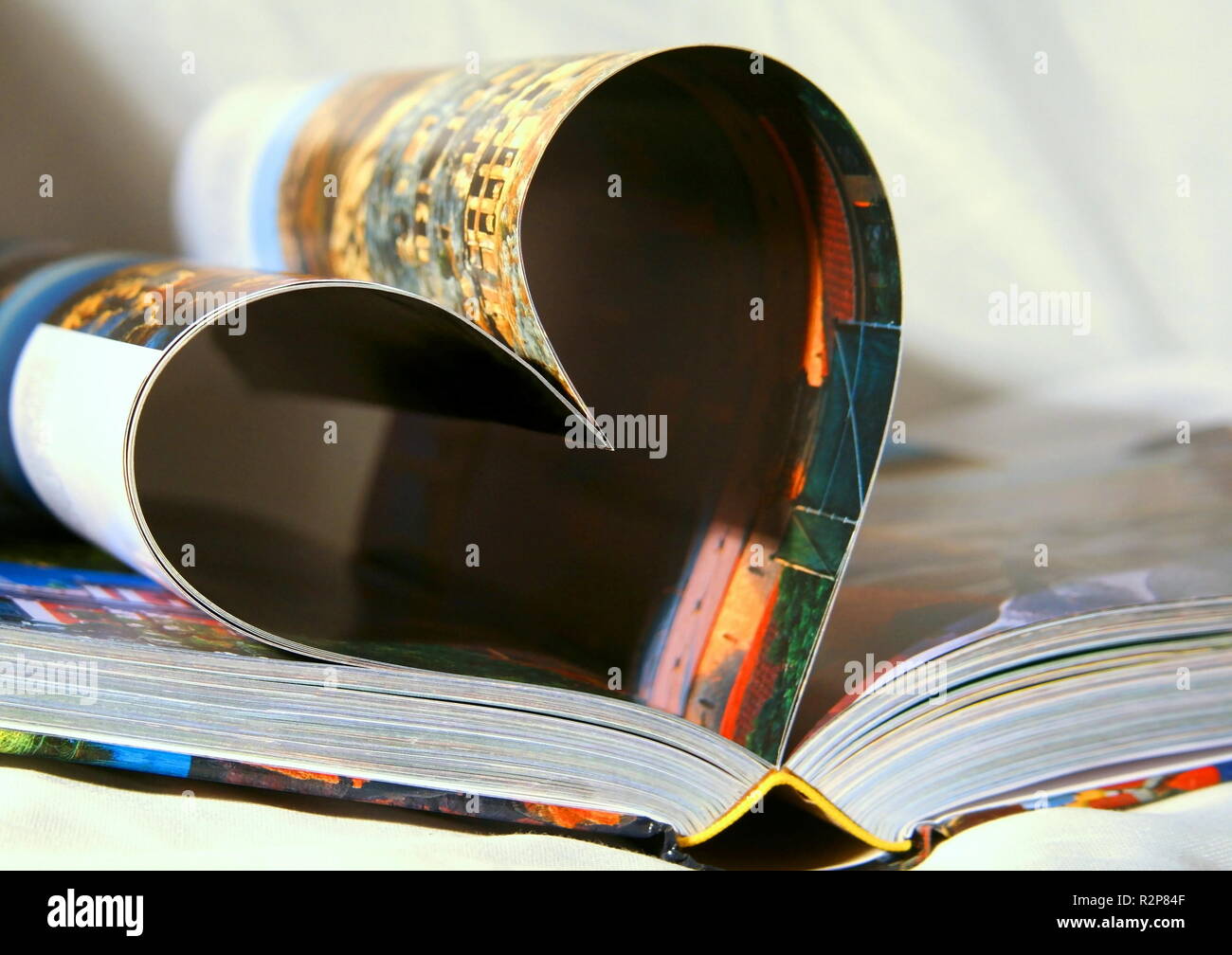 Heart reads hi-res stock photography and images - Alamy