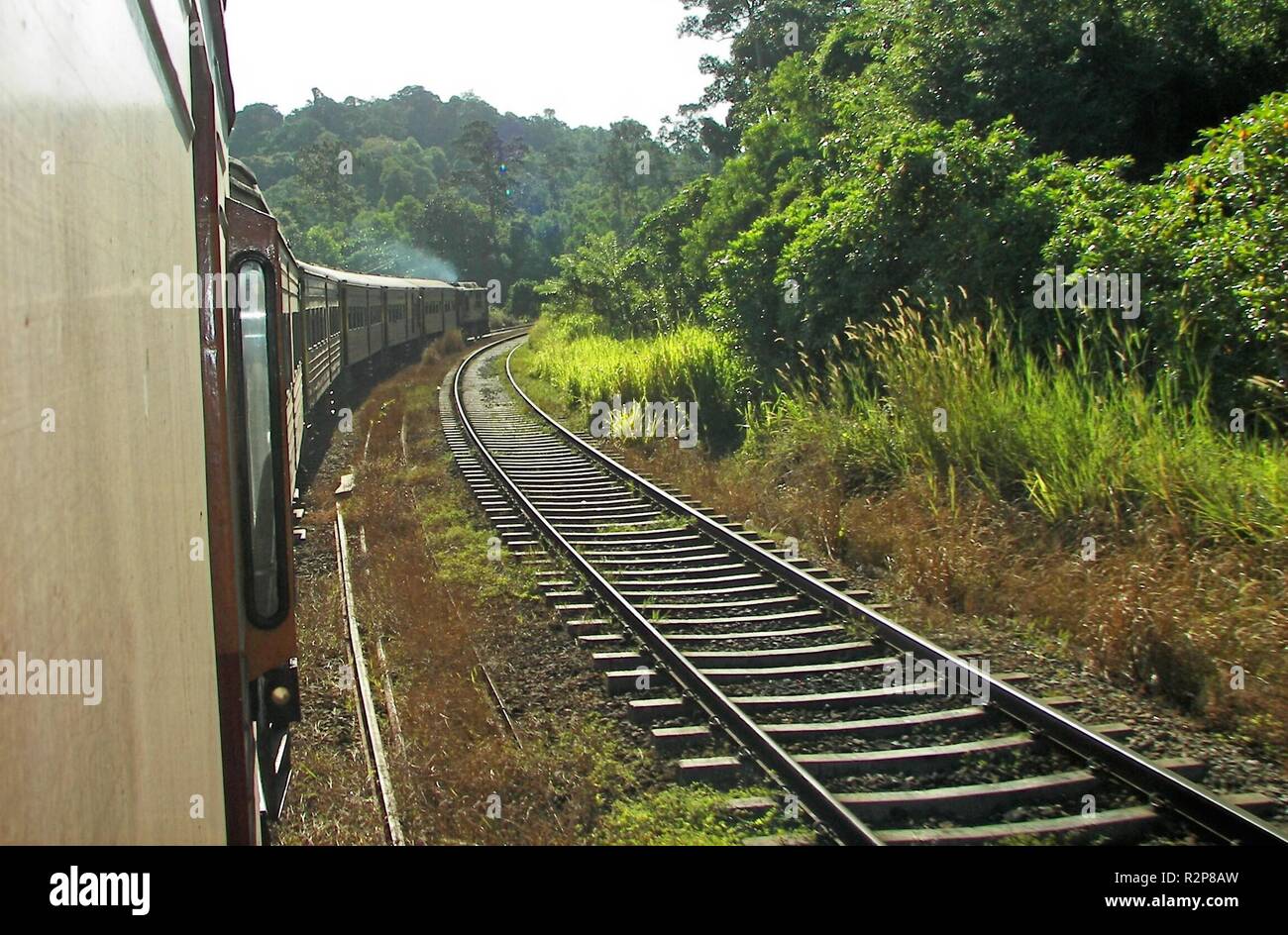 Train ride srilanka hi-res stock photography and images - Alamy