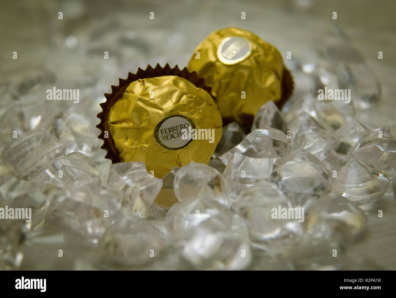 chocolate in crystals Stock Photo - Alamy