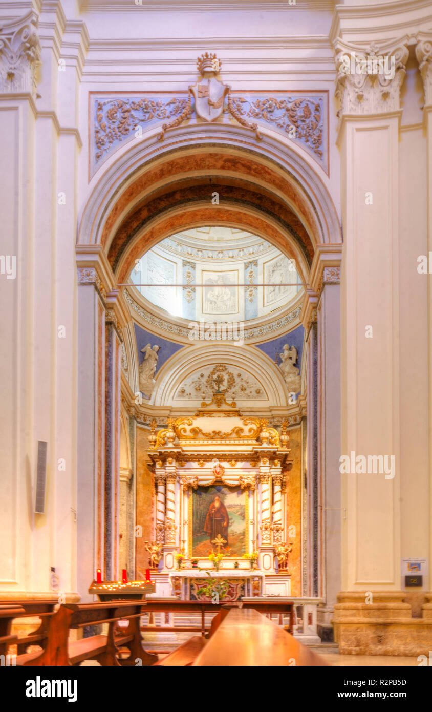 Cathedral interior syracuse sicily italy hi-res stock photography and ...