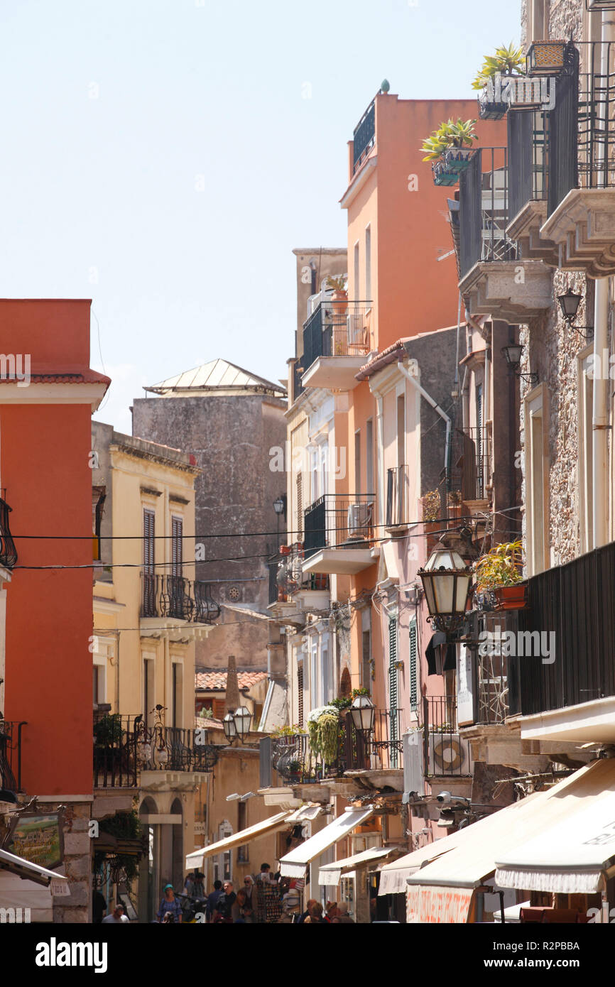 Messina Sicily Street High Resolution Stock Photography and Images - Alamy