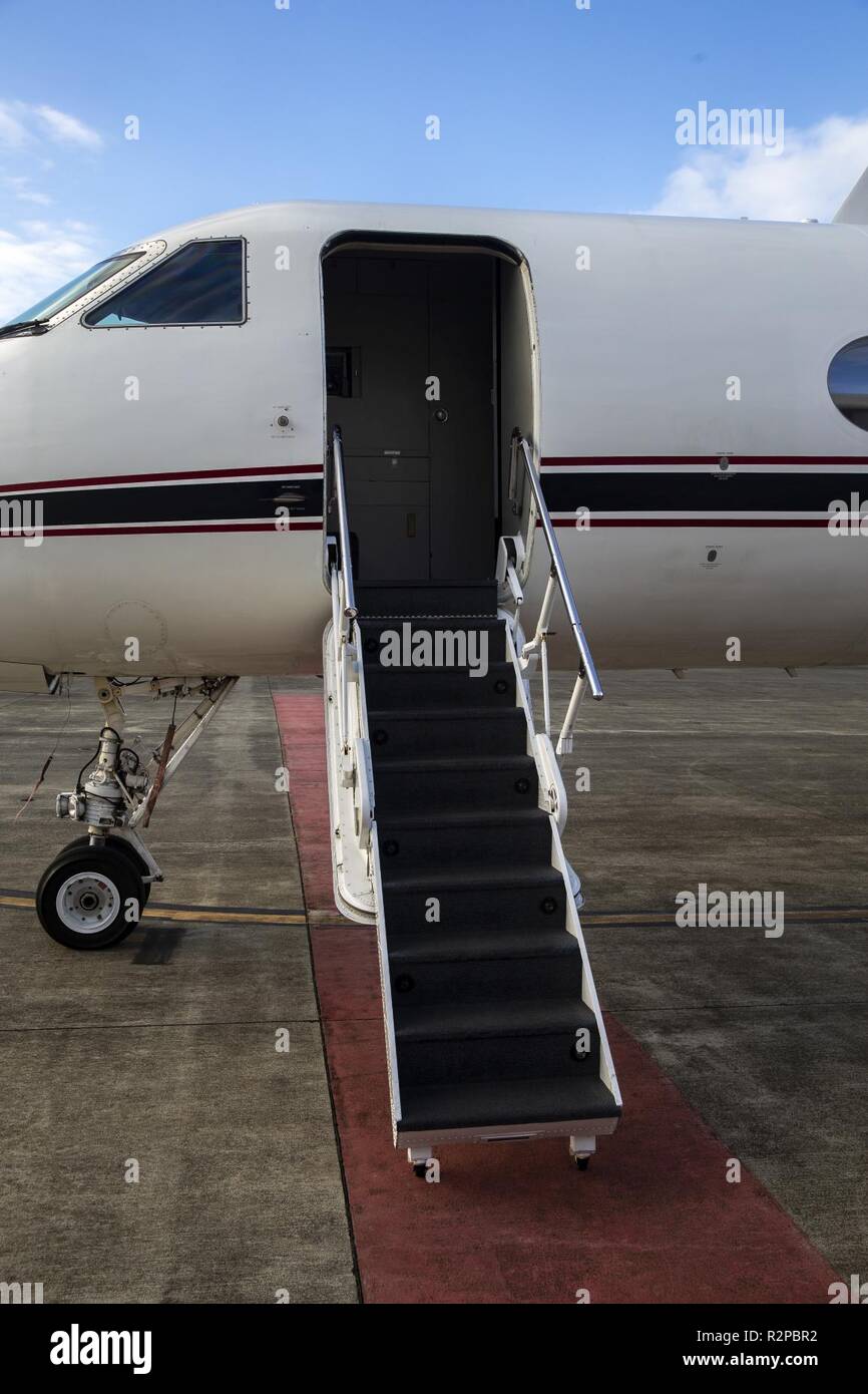 A C-20G Gulfstream aircraft, arrives aboard Marine Corps Air Station ...