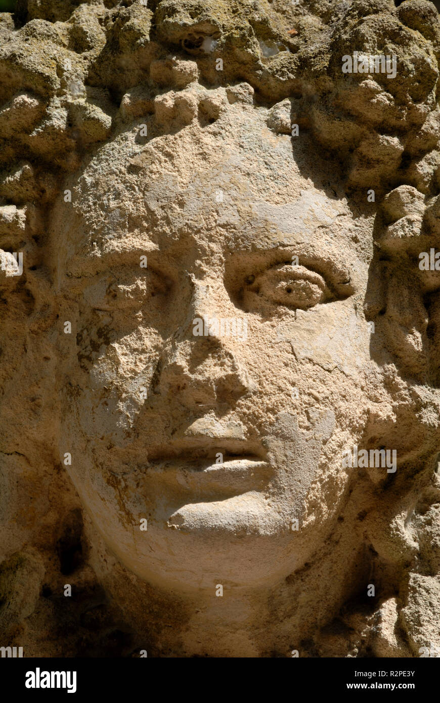 Nymph statue hi-res stock photography and images - Alamy