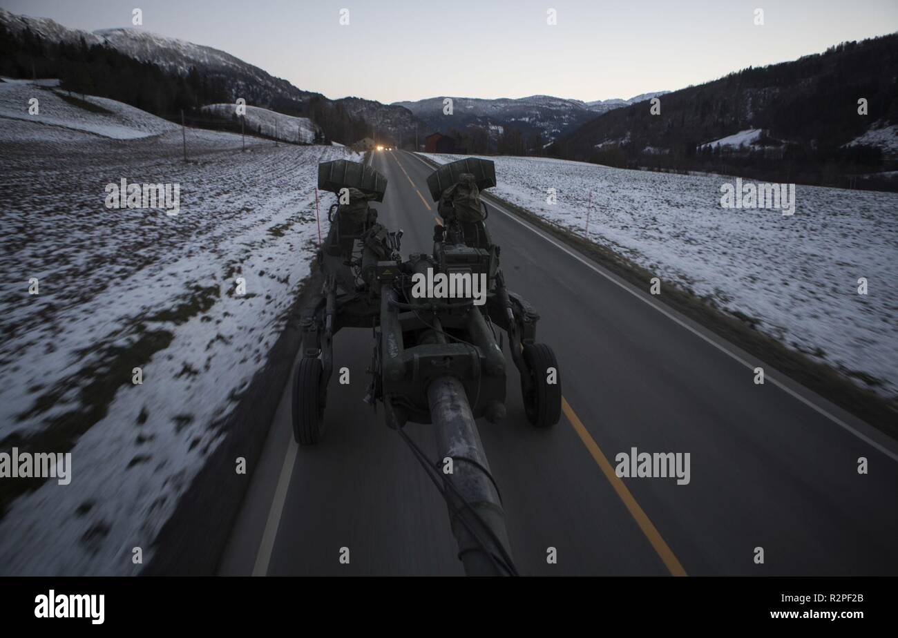 Howitzer 777 hi-res stock photography and images - Alamy