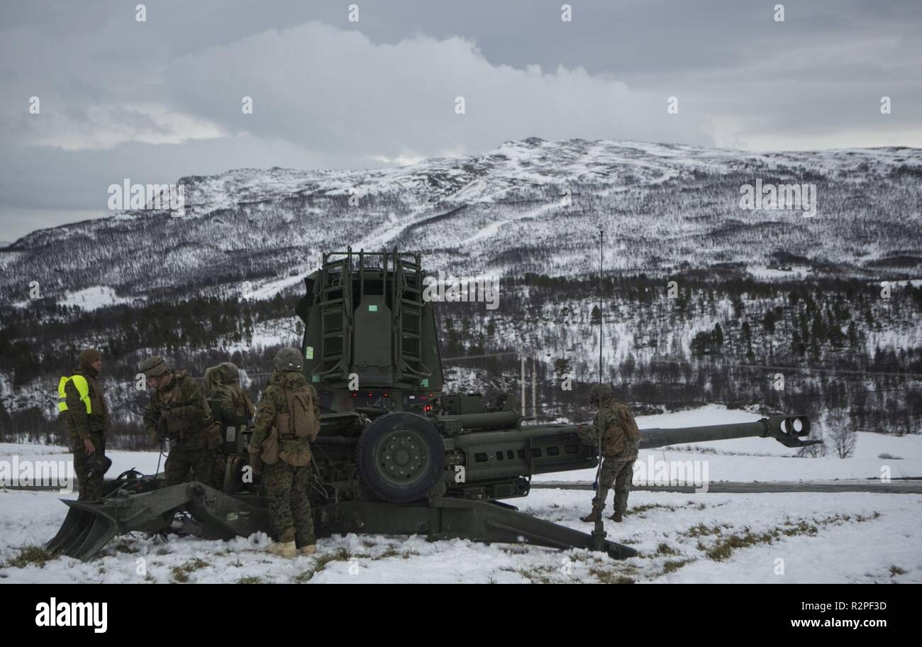 M 777 Howitzer High Resolution Stock Photography and Images - Alamy
