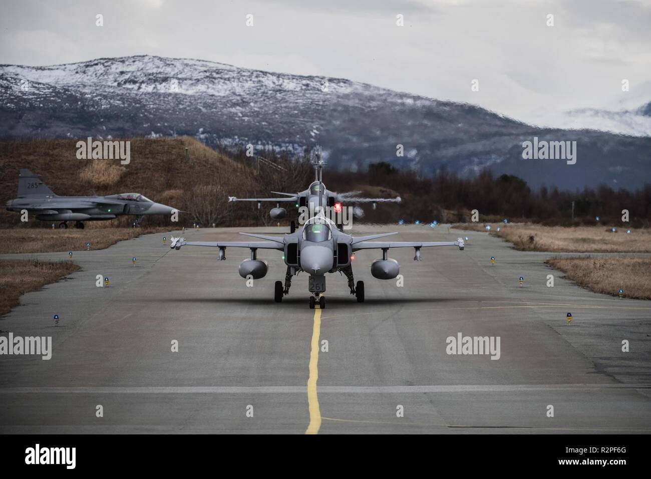 Bodo airport hi-res stock photography and images - Alamy