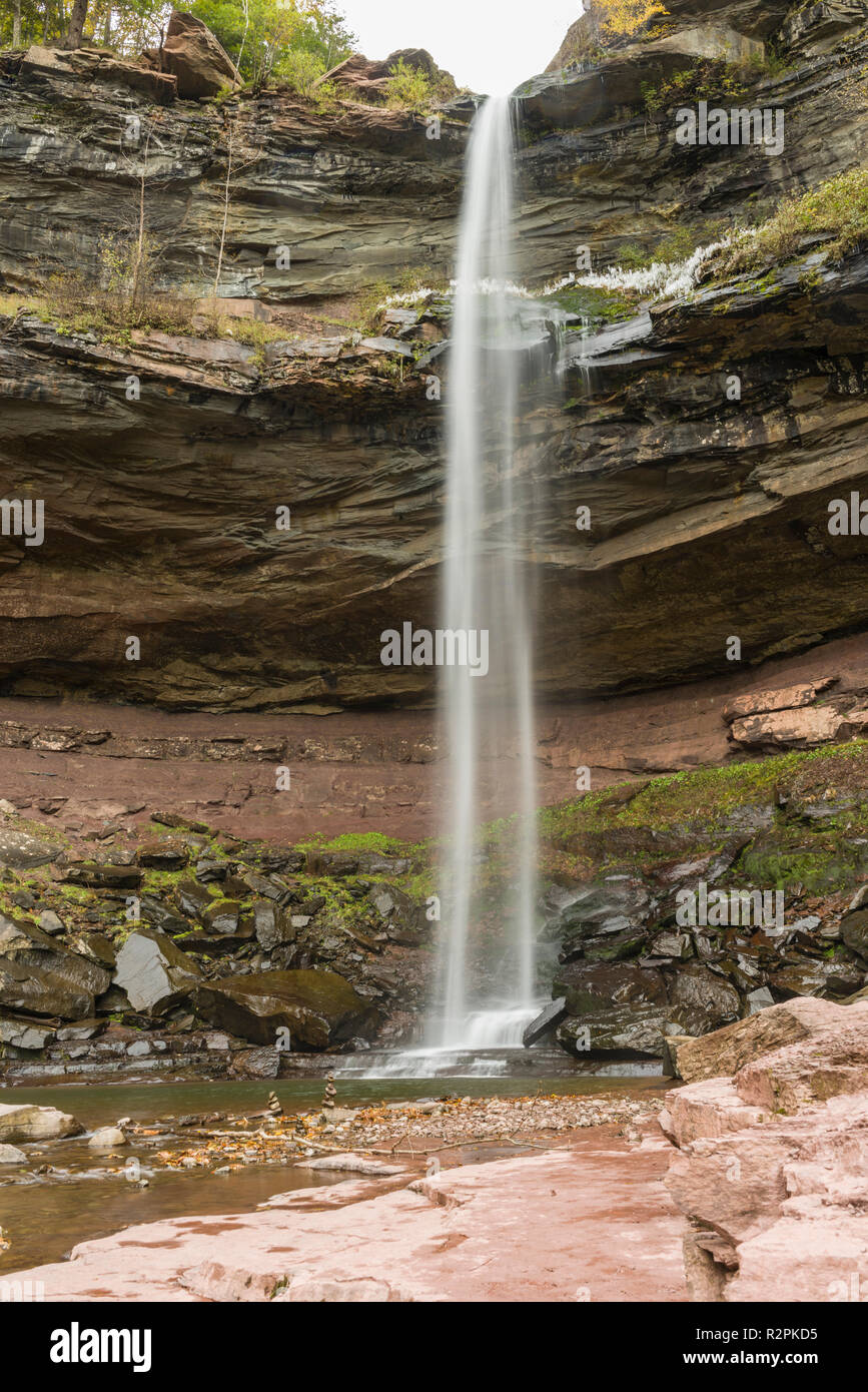 Upper Kaaterskill Falls Stock Photo - Alamy