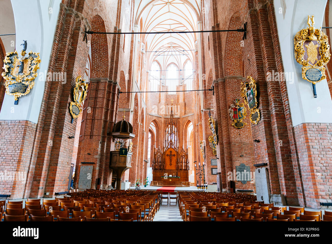 Building a gothic nave hi-res stock photography and images - Alamy
