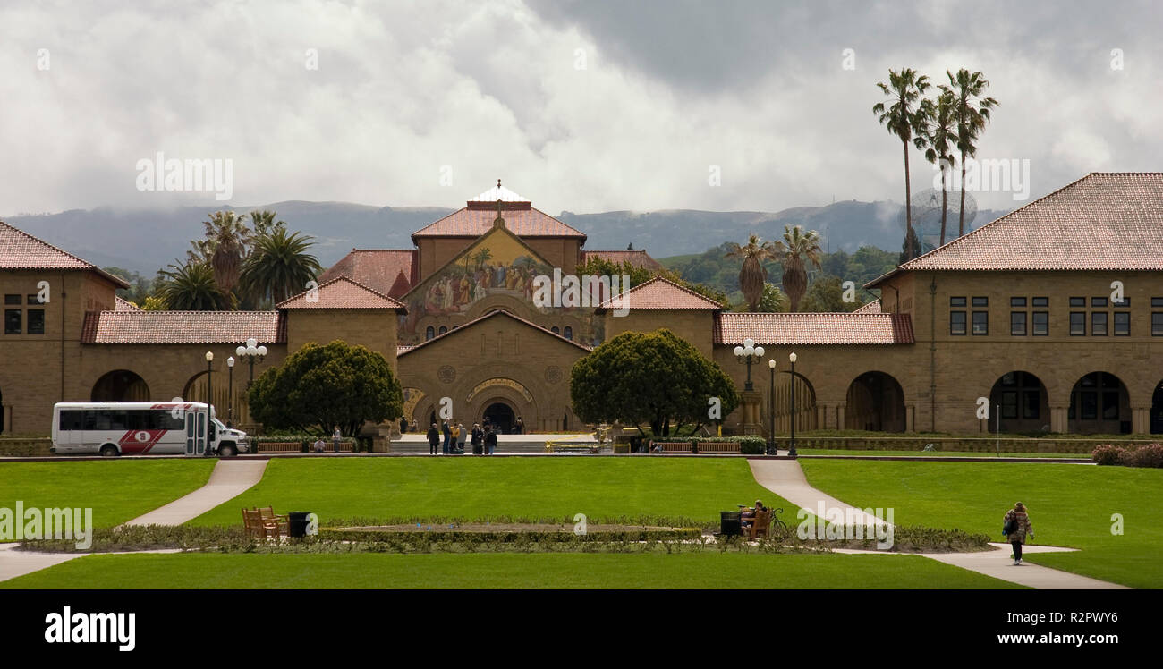 Stanford university tree hi-res stock photography and images - Alamy