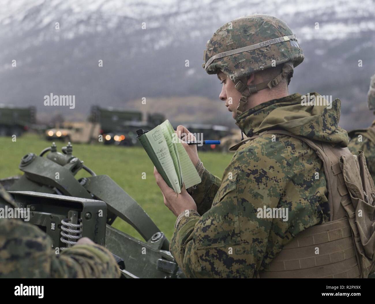 2nd battalion 10th marines hi-res stock photography and images - Alamy