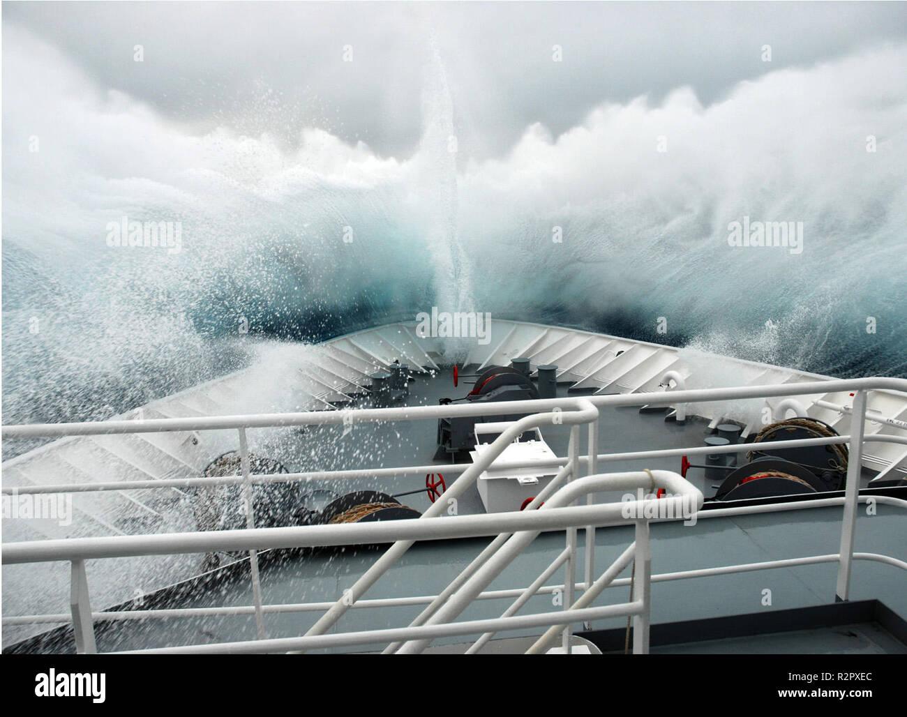 wind force 9 Stock Photo - Alamy
