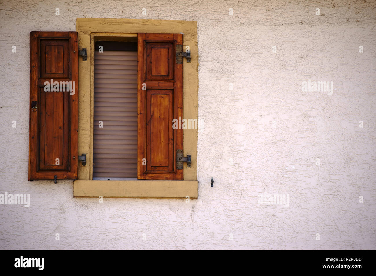 Simple shutters hi-res stock photography and images - Alamy