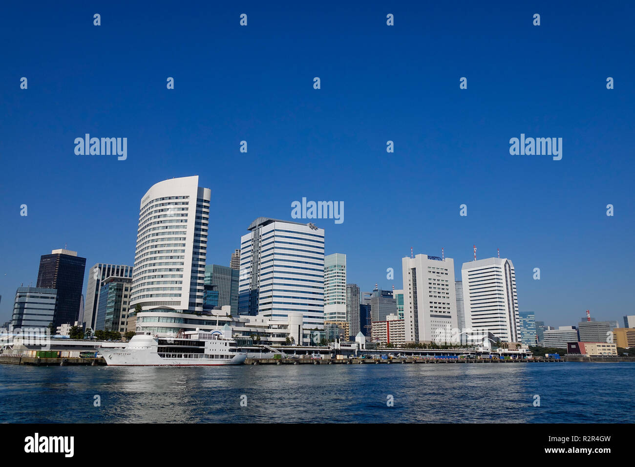 Tokyo, Japan - Jan 4, 2016. Cityscape of Tokyo Bay, Japan. Greater ...