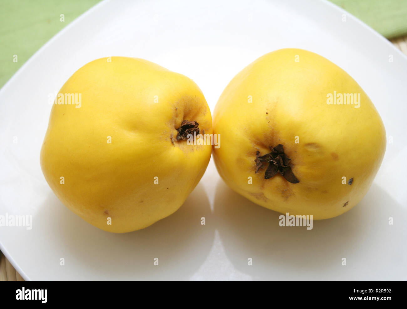Apfelquitte hi-res stock photography and images - Alamy