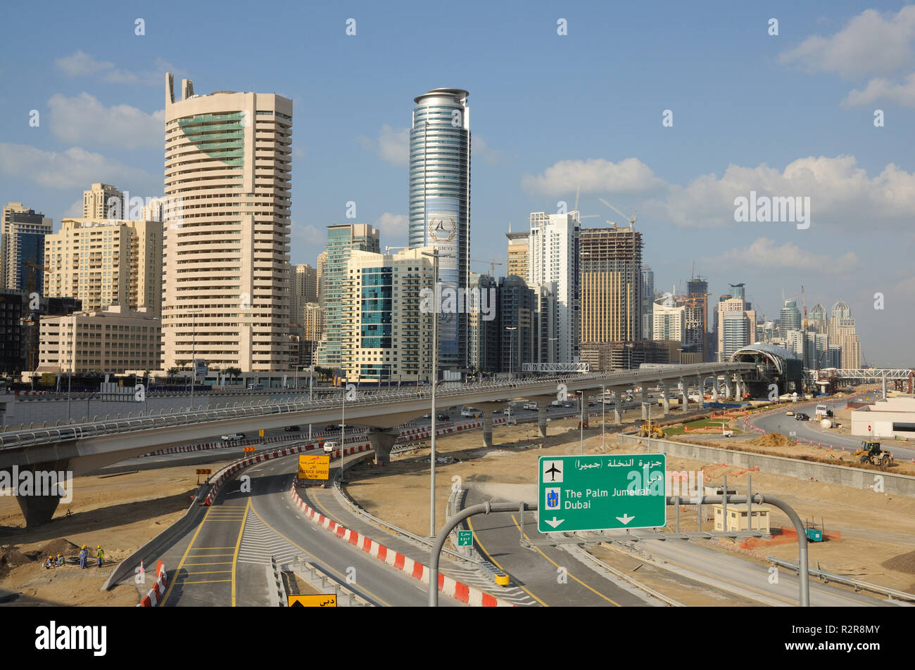 sheikh zayed road in dubai Stock Photo - Alamy