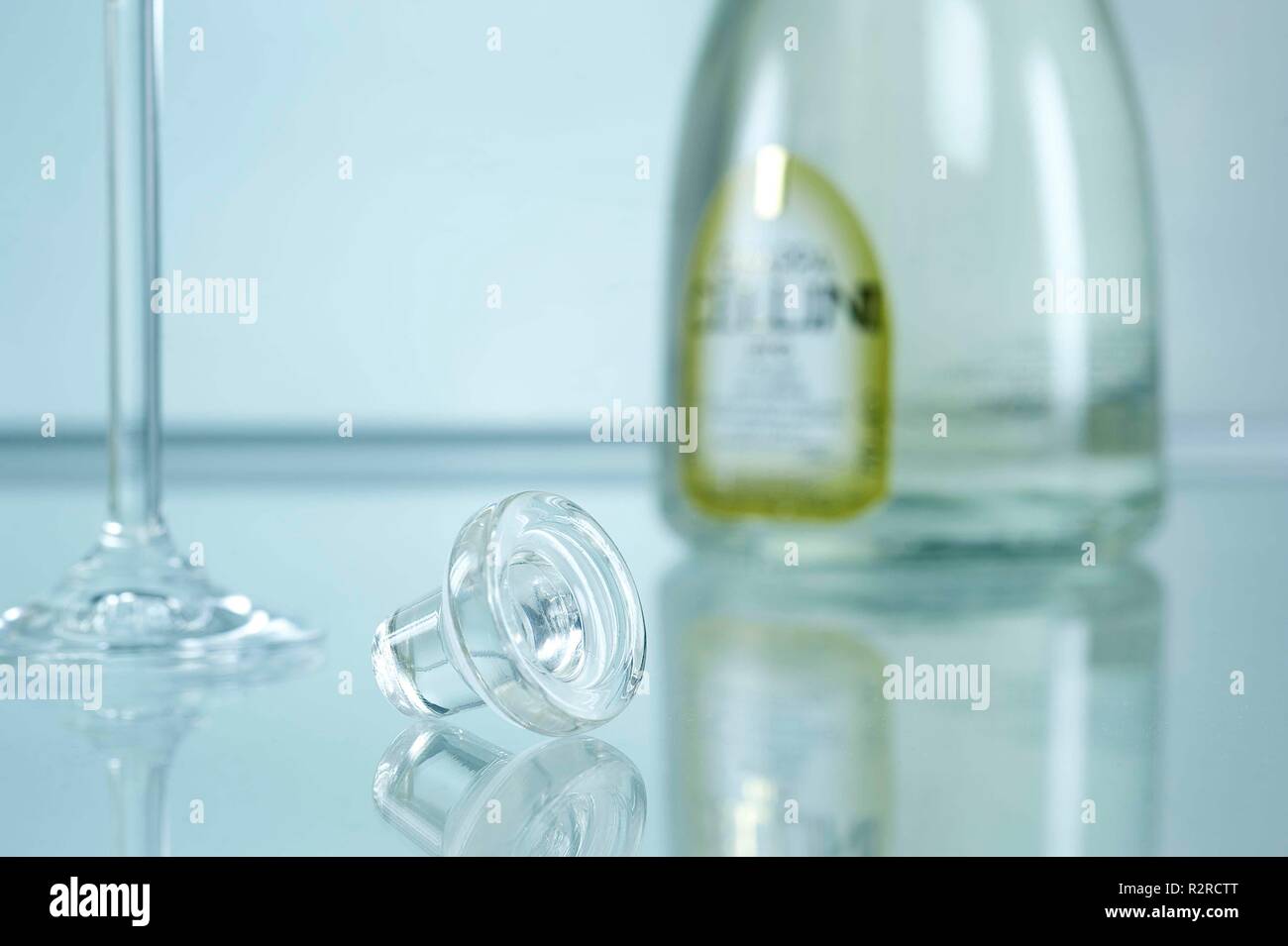 Glass stopper hi-res stock photography and images - Alamy