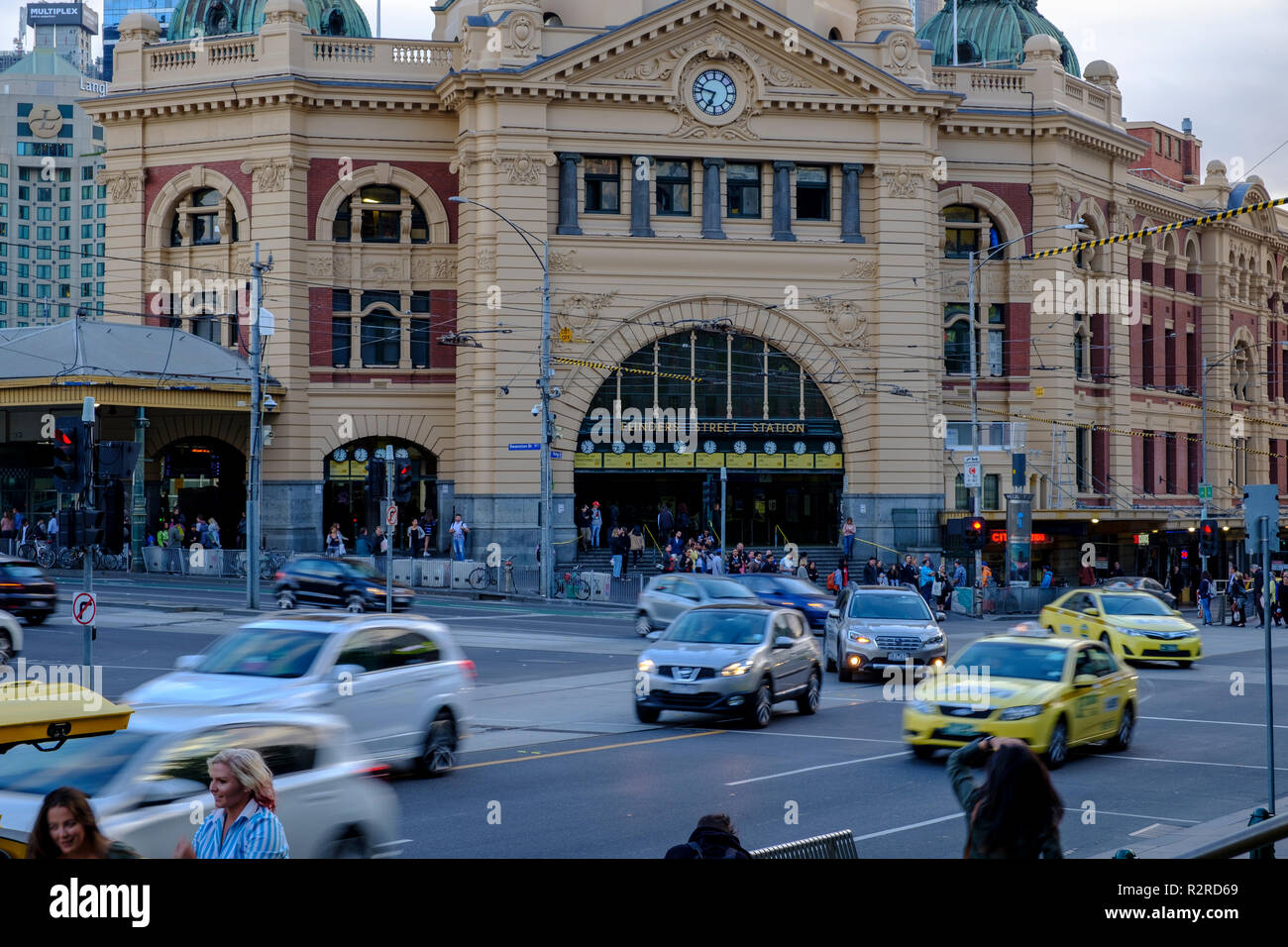 Flinders Street Railway Station Stock Photo - Alamy