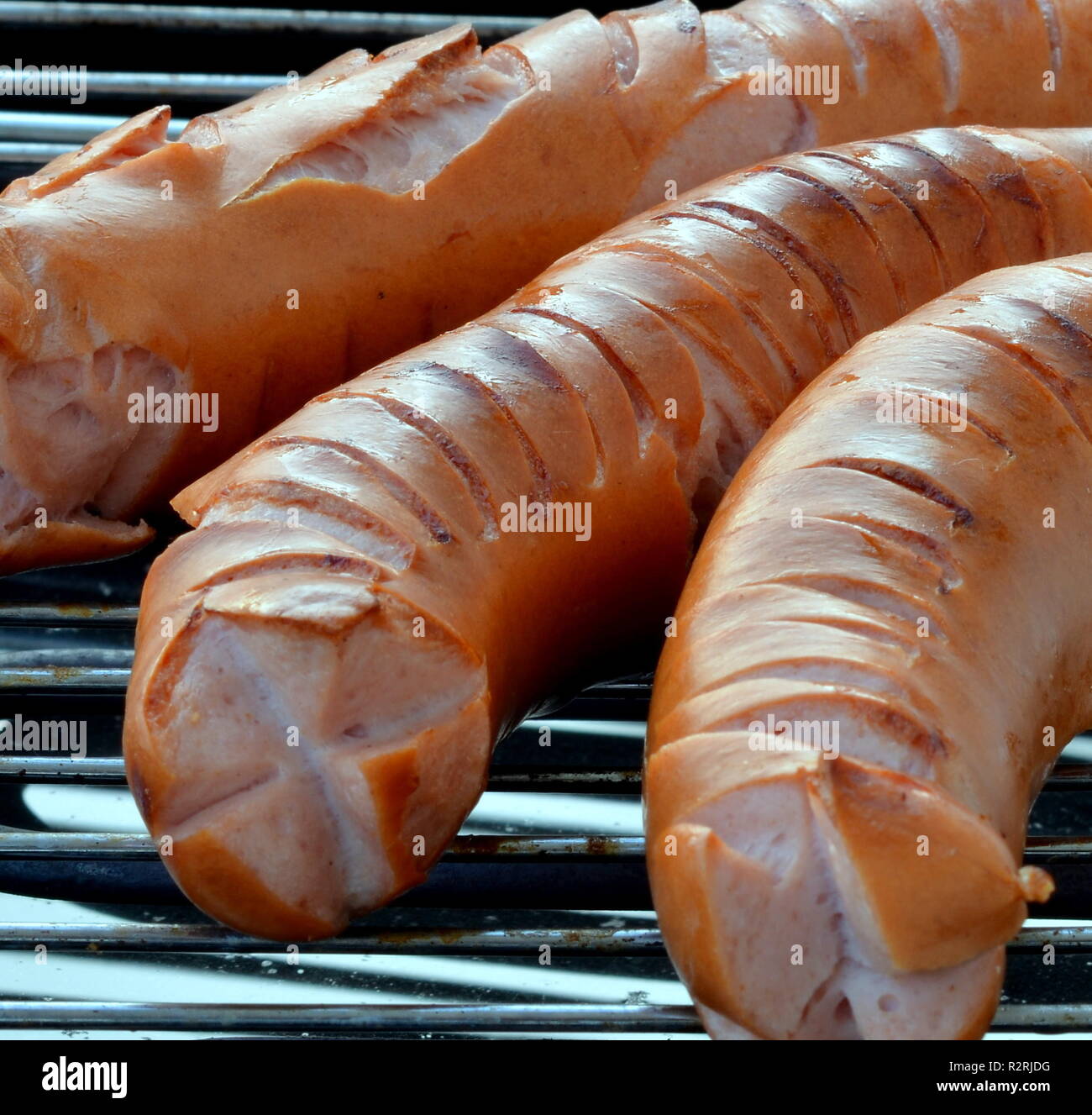 Rote wurst hi-res stock photography and images - Alamy