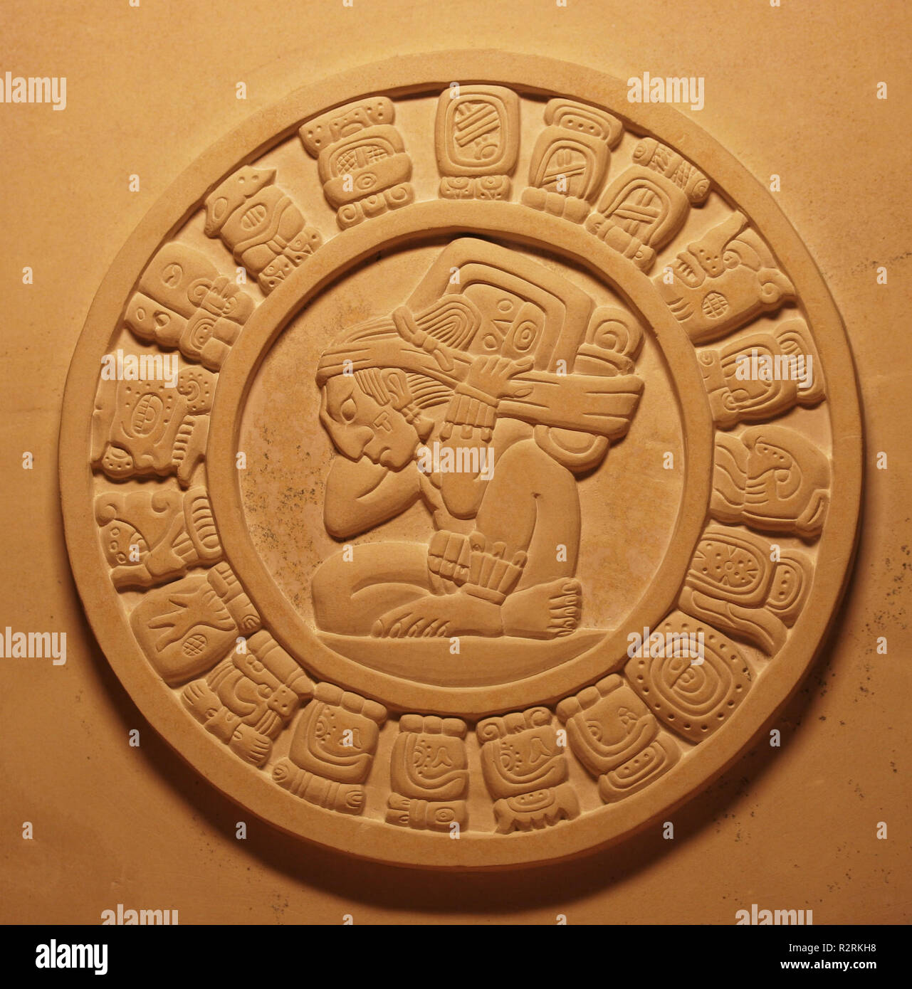 Maya calendar hi-res stock photography and images - Alamy