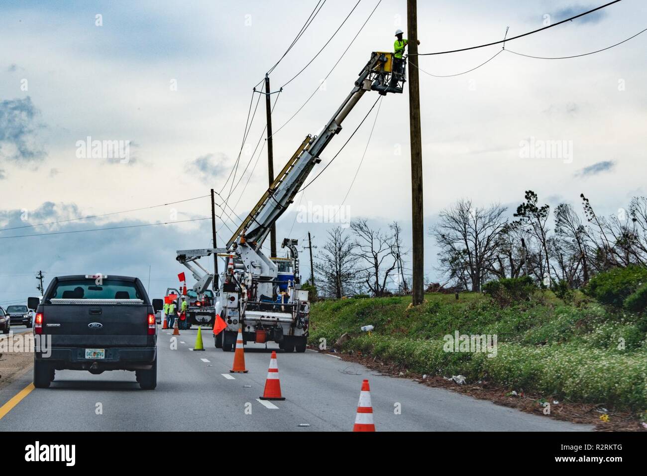Panama City, FL., Nov. 2, 2018--Linesmen work to restore power in the ...