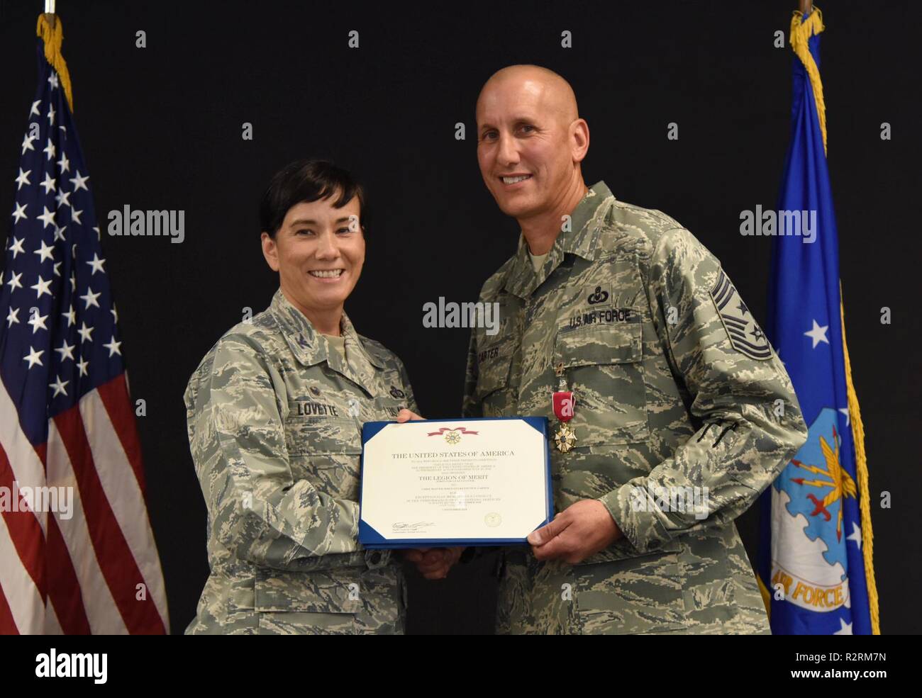 Oak leaf cluster army hi-res stock photography and images - Alamy