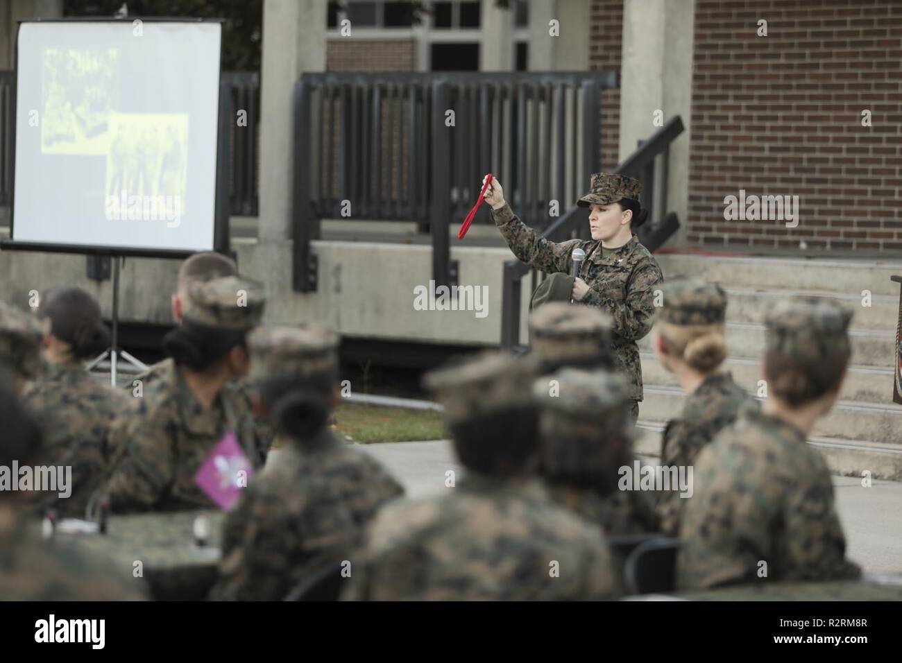 Parris Island Female High Resolution Stock Photography and Images - Alamy