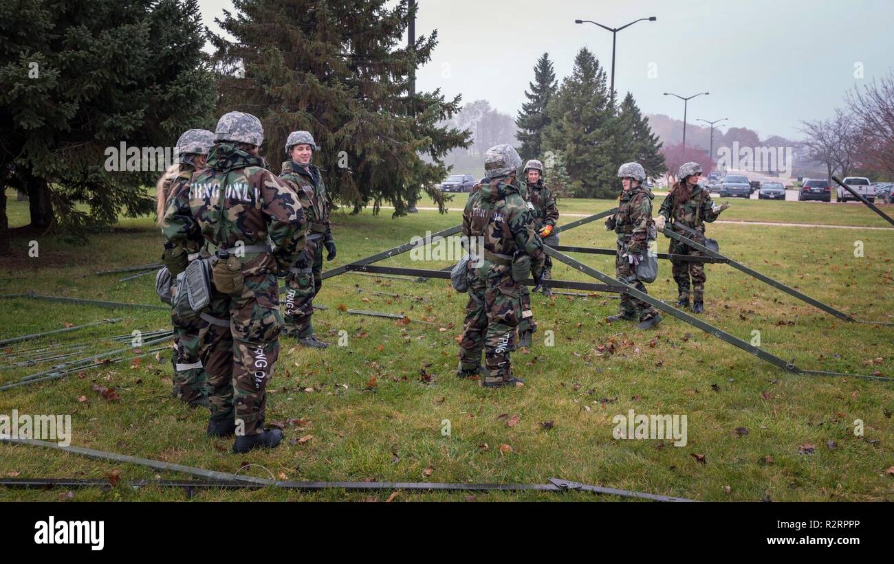 Services specialists with the 182nd Force Support Squadron, Illinois ...