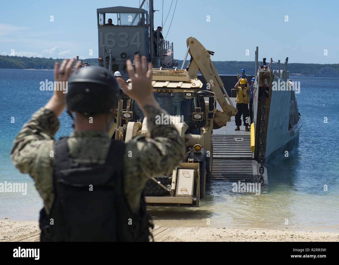 Landing craft utility lcu 1634 hi-res stock photography and images - Alamy