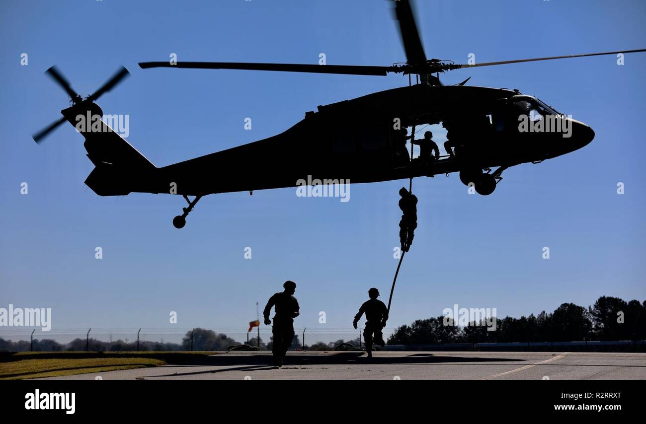 U s army ranger fast rope hi-res stock photography and images - Alamy