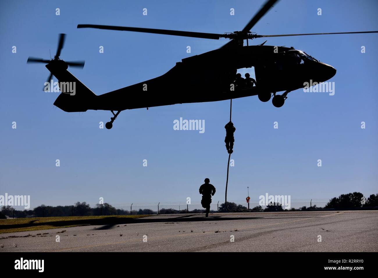 U s army ranger fast rope hi-res stock photography and images - Alamy