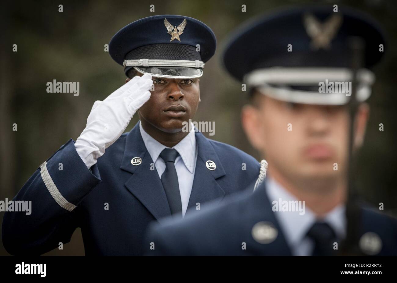 Bugler playing taps hi-res stock photography and images - Alamy