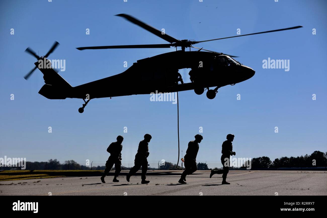 U s army ranger fast rope hi-res stock photography and images - Alamy