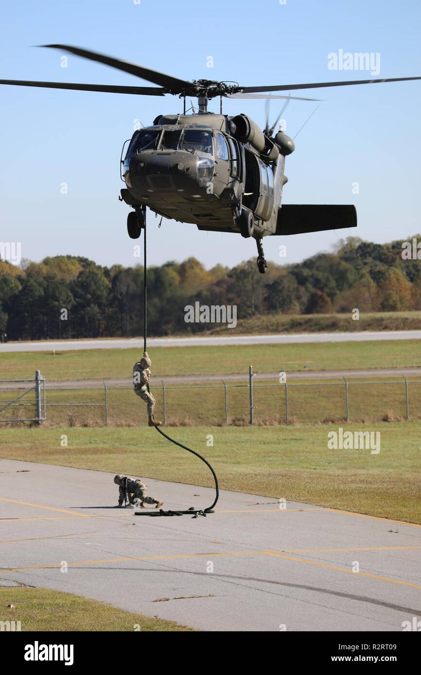 U s army ranger fast rope hi-res stock photography and images - Alamy