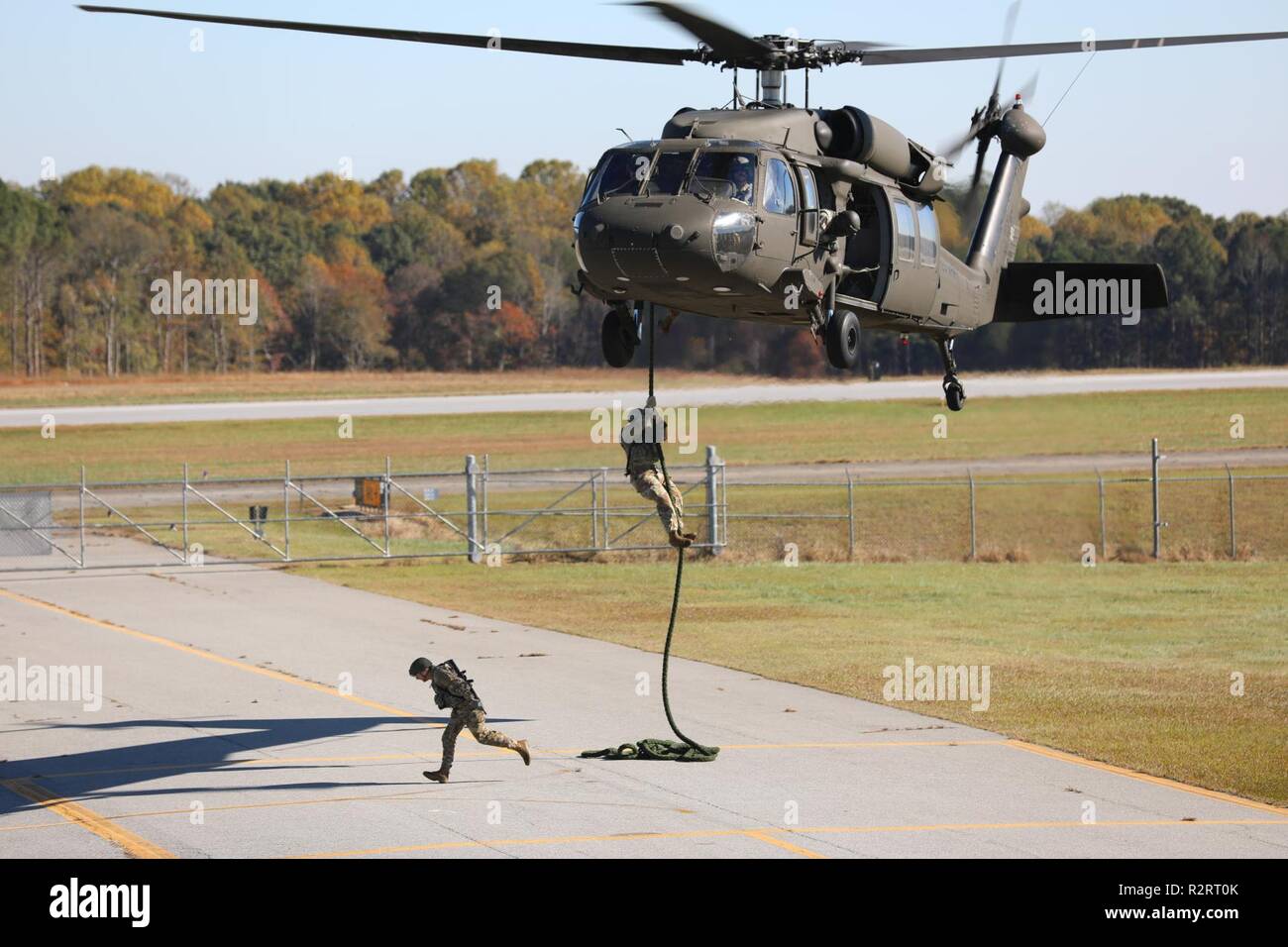 U s army ranger fast rope hi-res stock photography and images - Alamy