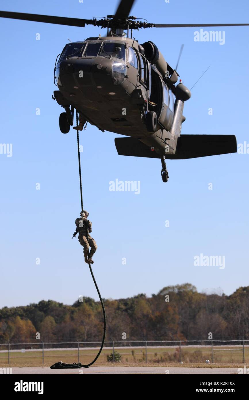U s army ranger fast rope hi-res stock photography and images - Alamy