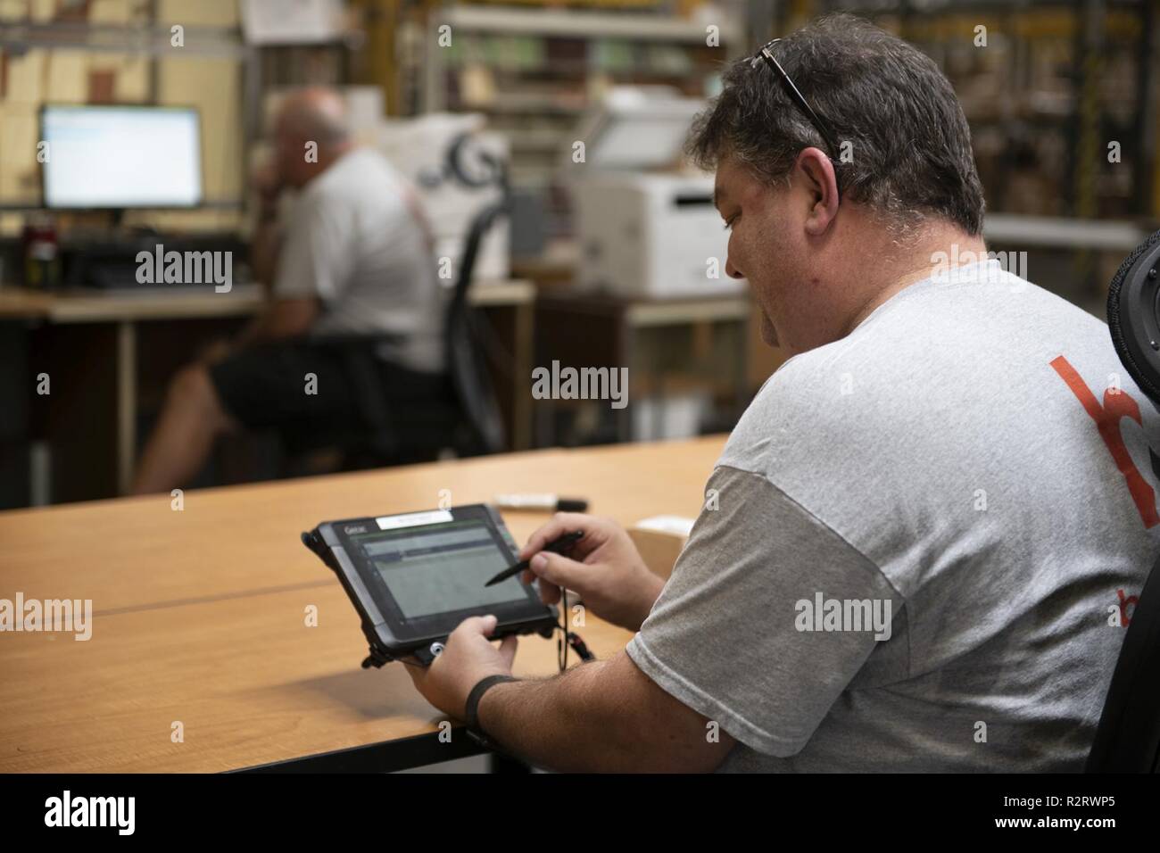 JACKSONVILLE, Fla. (Nov. 6, 2018) Naval Supply Systems Command (NAVSUP ...