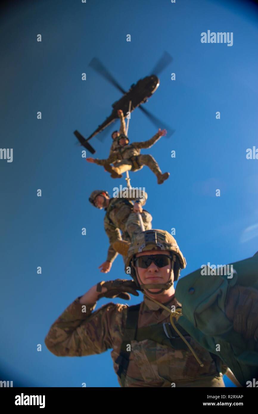 U s army ranger fast rope hi-res stock photography and images - Alamy