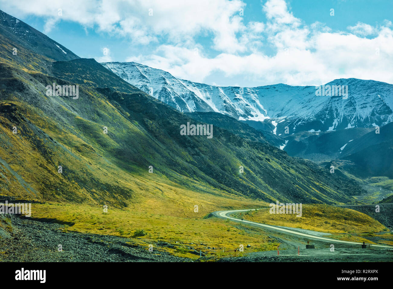Alaska atigun pass range dalton hi-res stock photography and images - Alamy