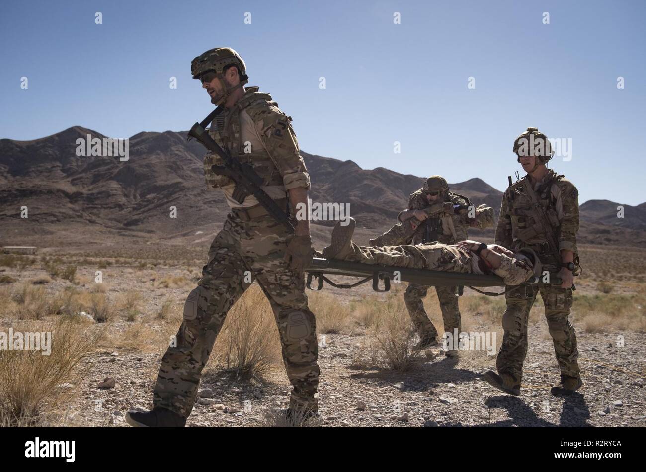 Matt Leinart teams up with pararescuemen from the 58th Rescue Squadron ...