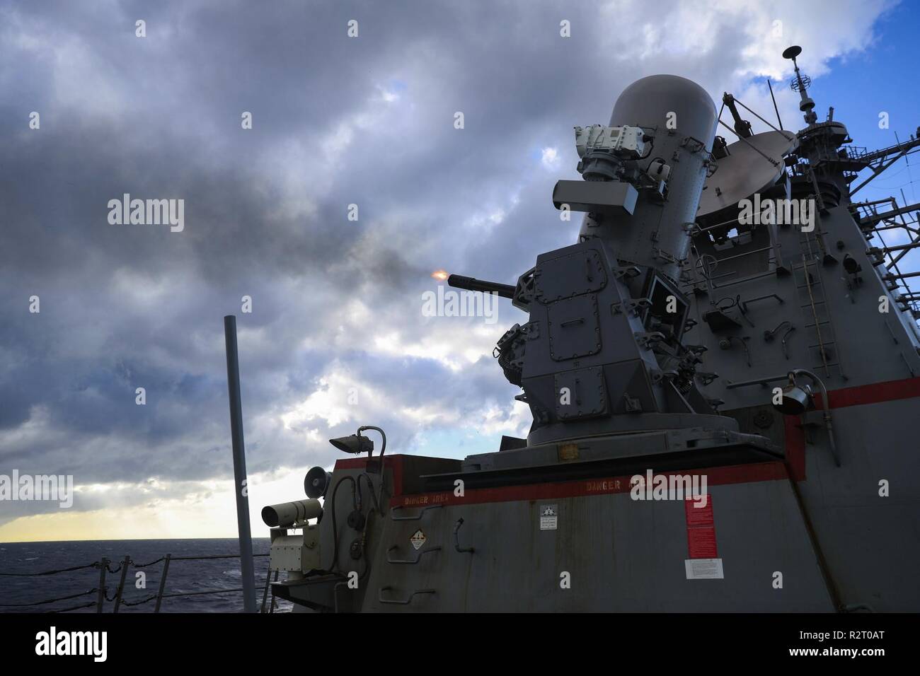 ATLANTIC OCEAN (Nov. 4, 2018) The guided-missile destroyer USS Mason ...