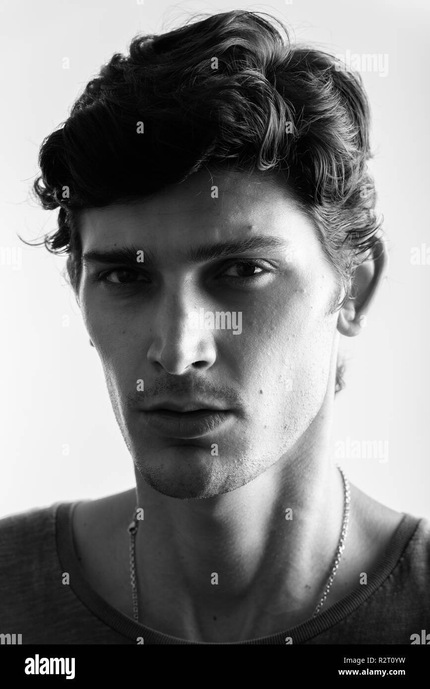 Black and white face hi-res stock photography and images - Alamy