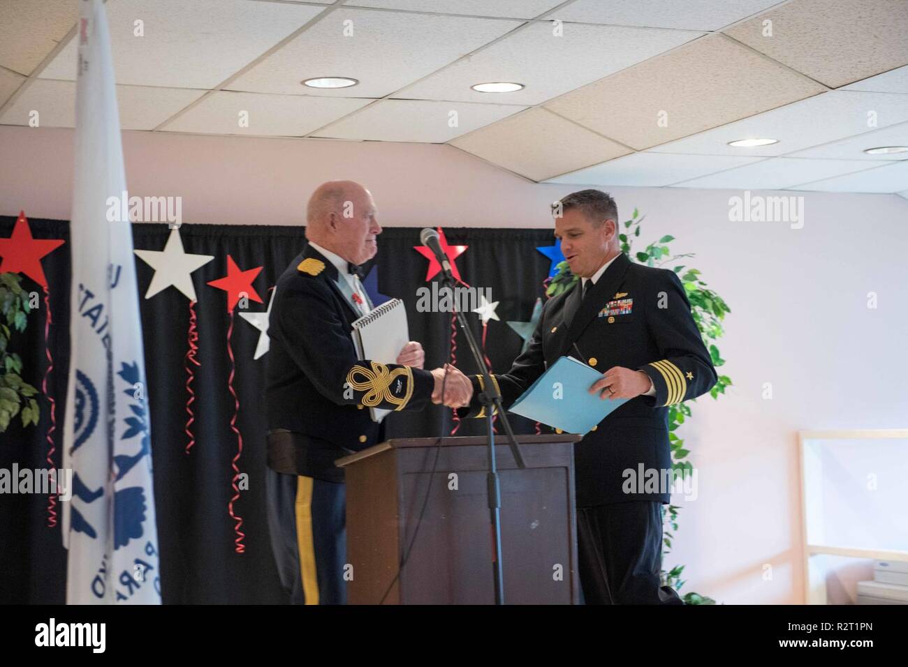 SHORELINE, Wash. (Nov. 9, 2018) Retired Army Lt. Col. Roger H. Hammer ...