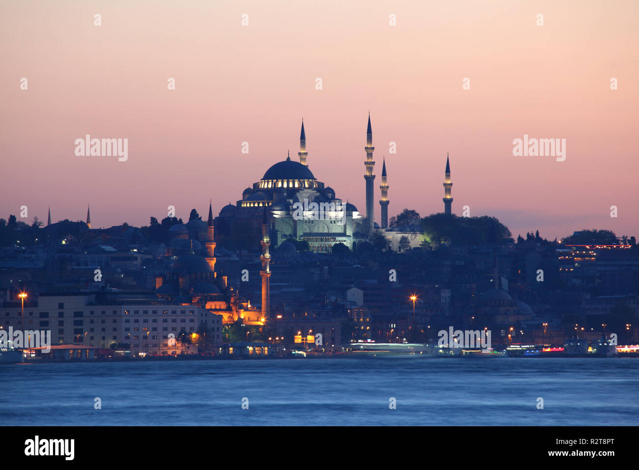 istanbul skyline in the evening,turkey Stock Photo - Alamy