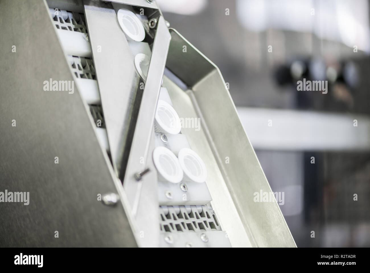 Manufacturing conveyor hi-res stock photography and images - Alamy