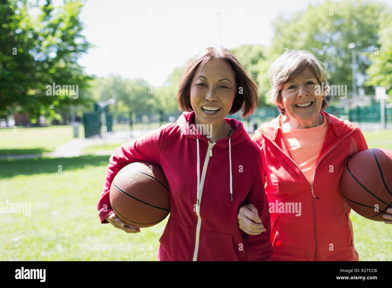 Happy basketball hi-res stock photography and images - Alamy