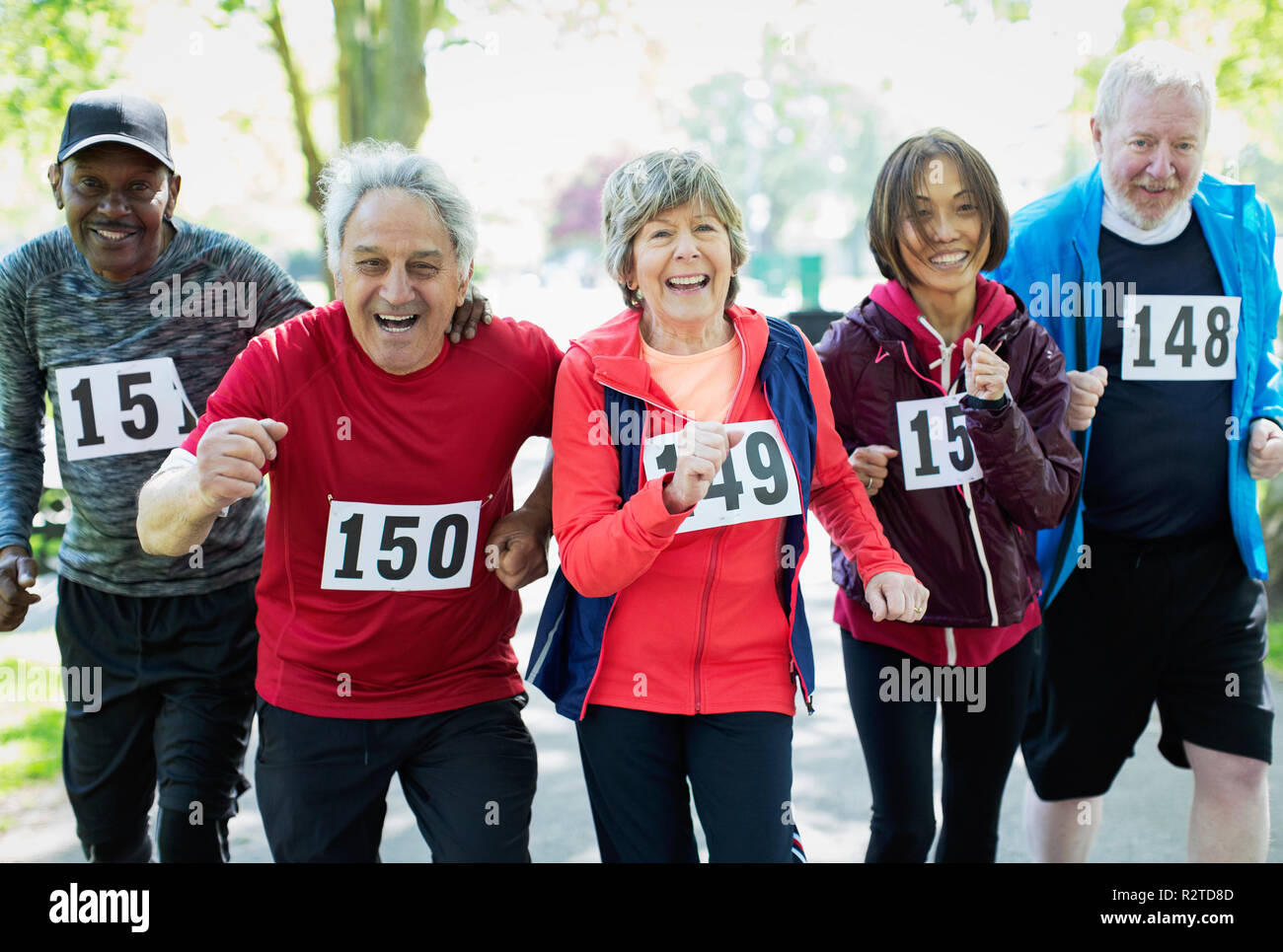 Seniors running group hi-res stock photography and images - Alamy